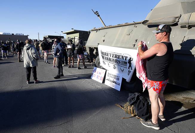Photograph : Irreverent Warriors Silkies Hike - Las Vegas Sun News