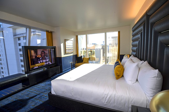 Circa Rooms and Legacy Club Tour - A view of a bedroom in a Circa End ...