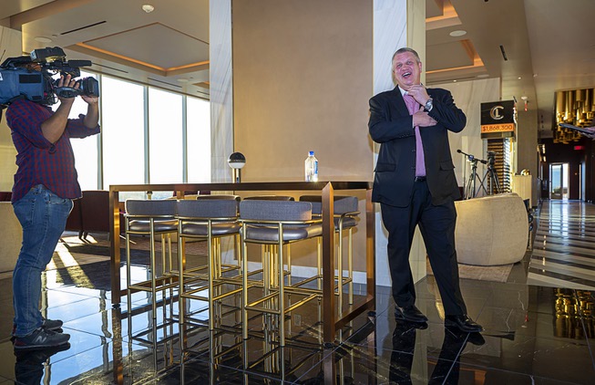 Circa Rooms and Legacy Club Tour - Derek Stevens, CEO of Circa Resort ...