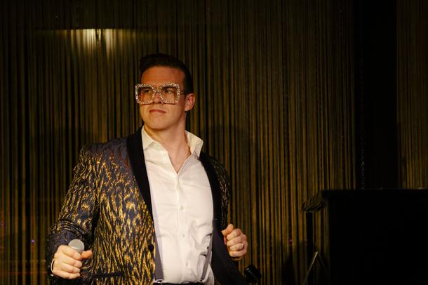 Photograph: Colte Juian at The Vegas Room - Las Vegas Weekly