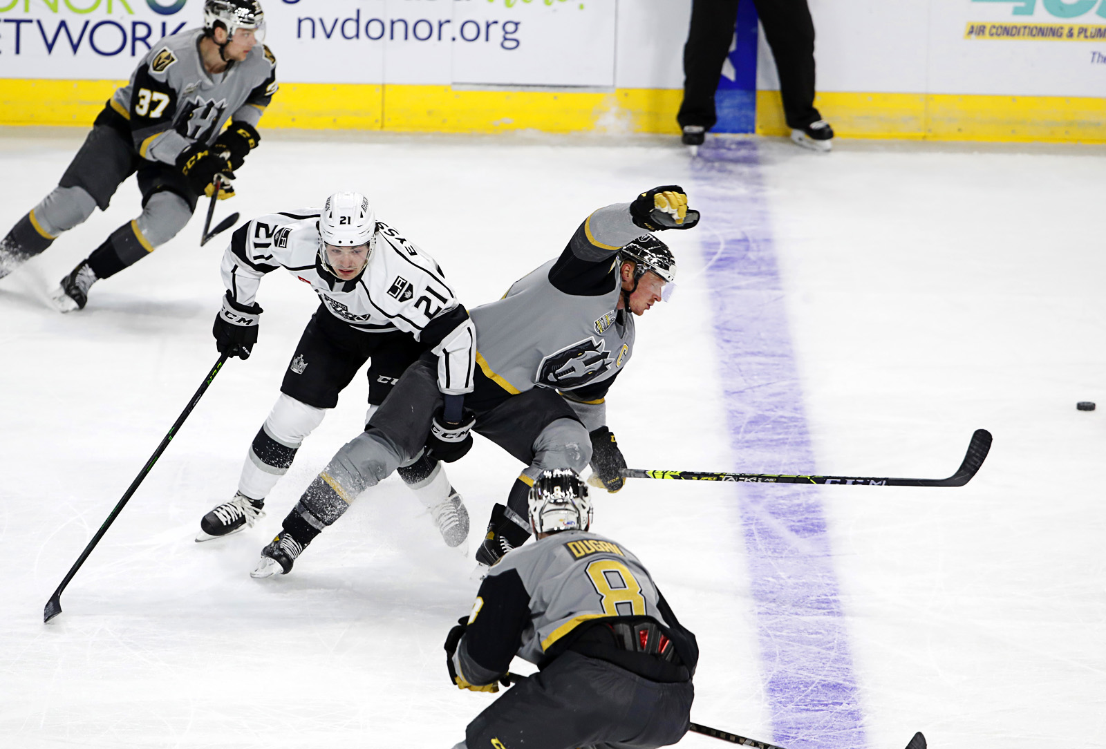 Silver Knights Open Season With 5-2 Victory Over Reign - Las Vegas Sun News