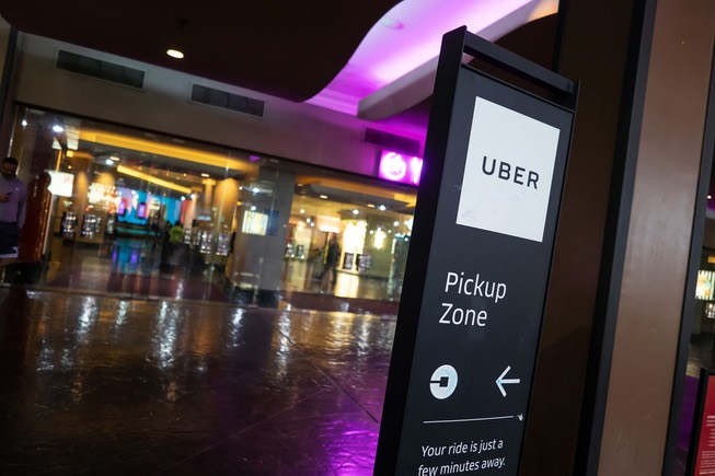 Rideshare Pick-Up - The Uber ride-share pick-up zone at Planet ...