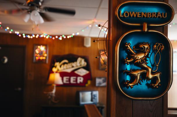 Photograph: Silver Stamp Bar - Las Vegas Weekly