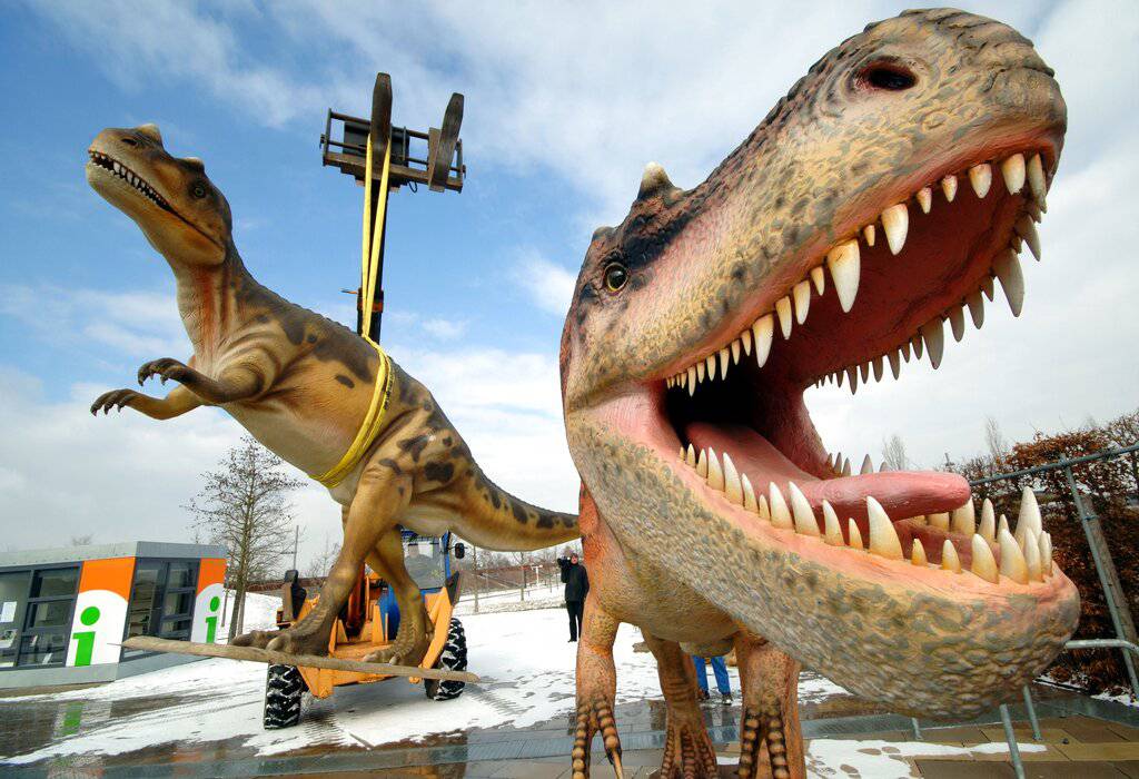Study: 2.5 billion T. rex roamed Earth, but not all at once - Las Vegas ...