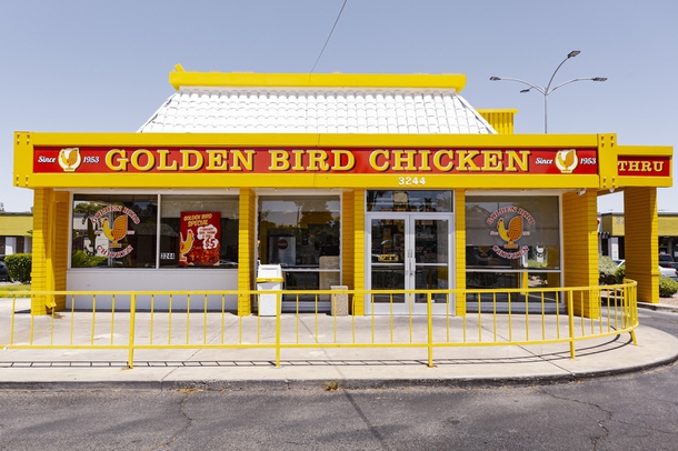 Photograph: Golden Bird Chicken - Las Vegas Weekly