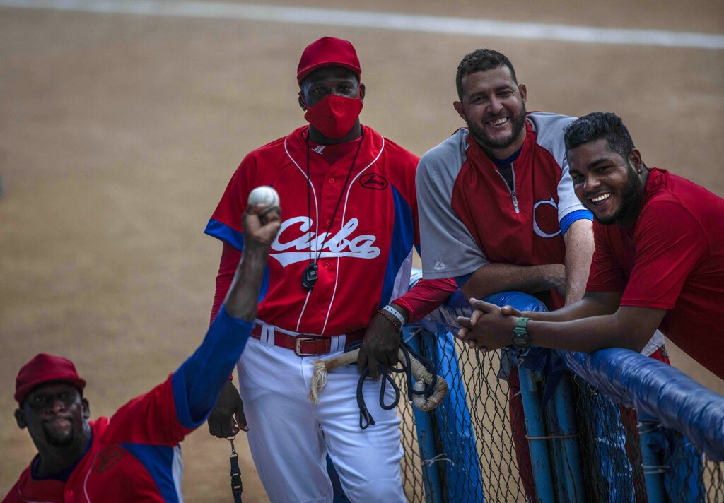 Cuba baseball squad without visas as Olympic qualifier nears - Las ...
