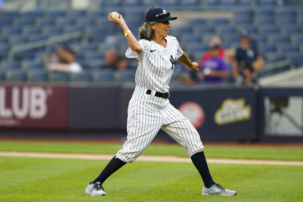 She's up! Bat girl 60 years in making reaches Yankee Stadium - Las ...