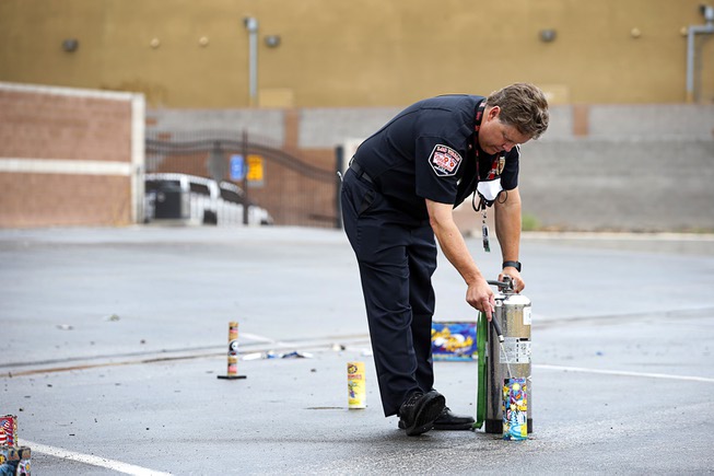 Fireworks Safety Demonstration - Scott Thompson, fire inspector for Las ...
