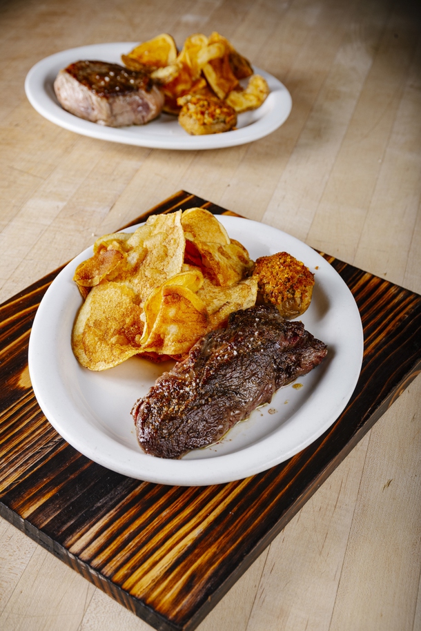 Photograph: Echo & Rig Butcher and Steakhouse - Las Vegas Weekly