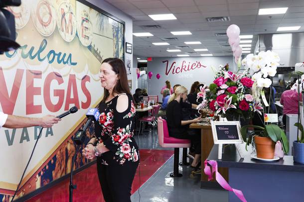 Photograph: Vickie's Diner Celebrates New Location - Las Vegas Weekly