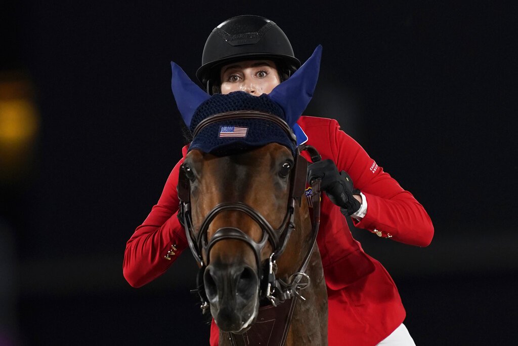 Springsteen, U.S. team qualify for equestrian jumping final - Las Vegas ...