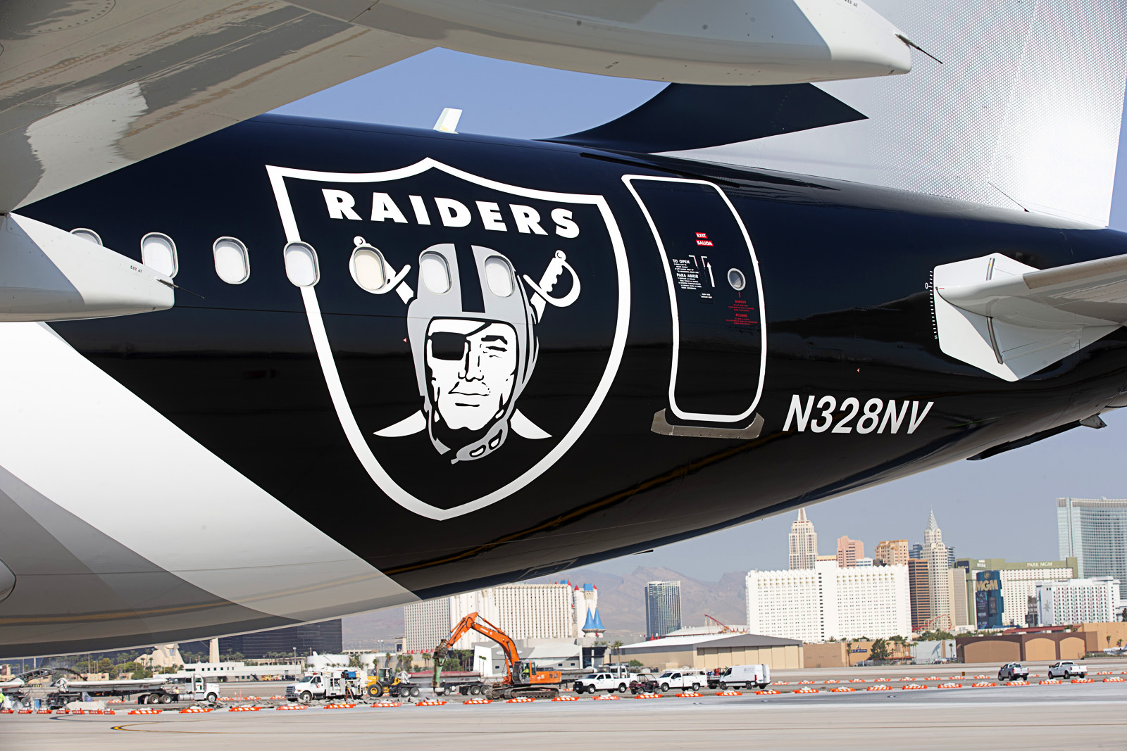 Oakland Raiders Plane