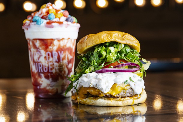 Photograph: Victory Burger - Las Vegas Weekly