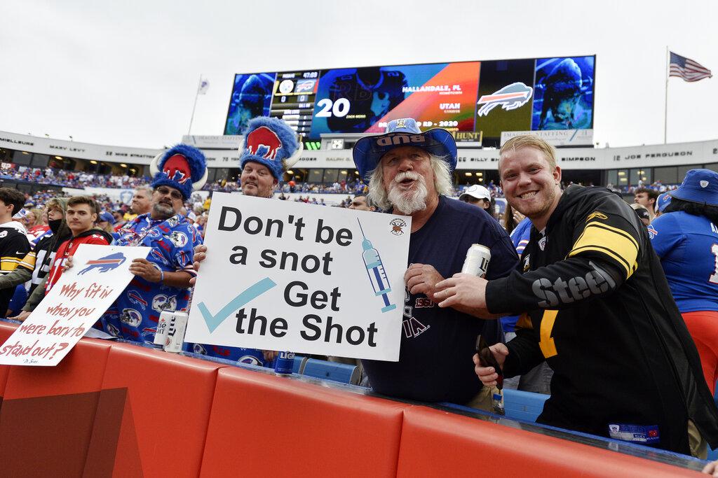 Tailgating, face-painted fans back in force at NFL stadiums - Las Vegas ...