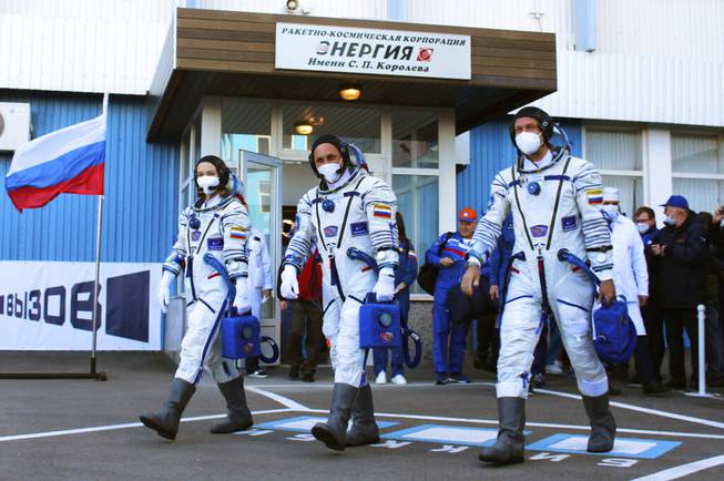 Russian film crew in orbit to make first movie in space - Las Vegas Sun ...