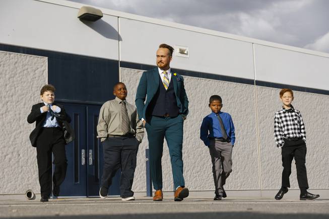 Photograph : Guys With Ties - Las Vegas Sun News