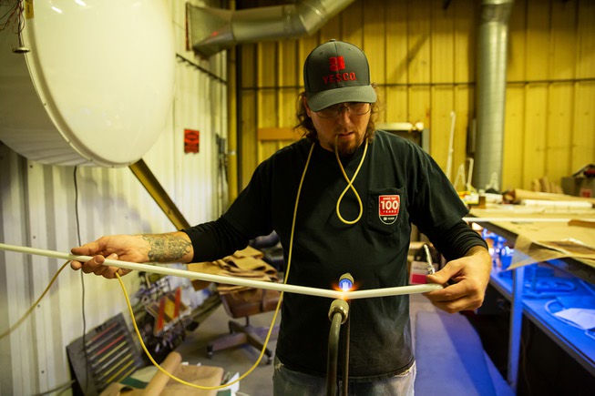 Young Electric Sign Company - John Robbins, neon glass bender at YESCO ...