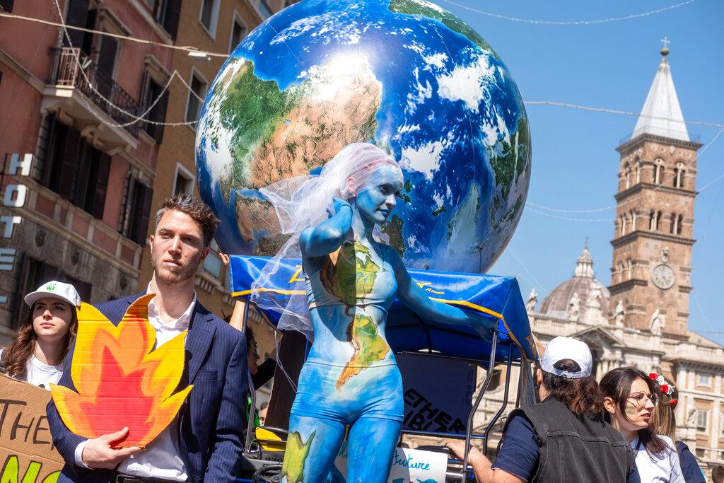 Activists stage global climate protest, slam Ukraine war - Las Vegas ...