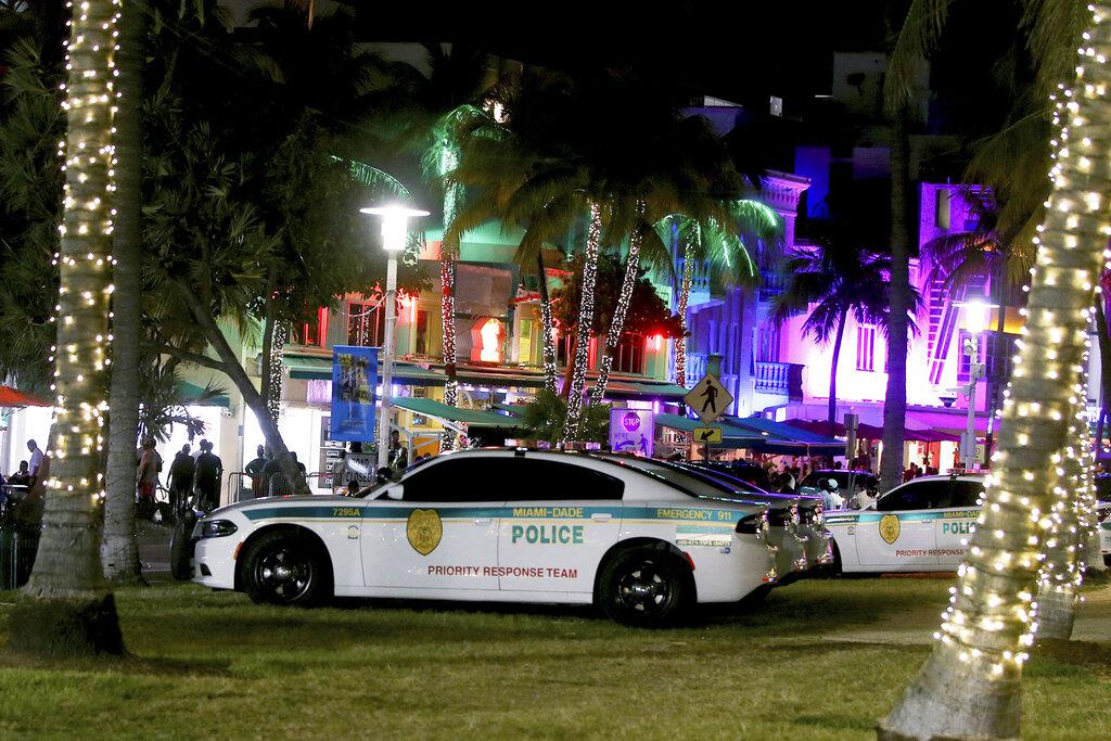 Florida officials fight back against rowdy spring breakers - Las Vegas ...