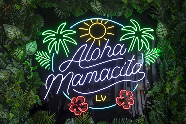 Photograph : Aloha Mamacita