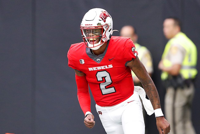 Photograph : 0827_sun_UNLV_IdahoStFile1