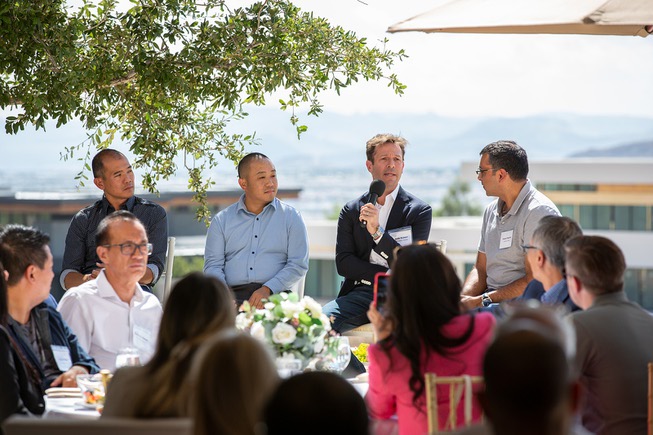 Photograph : Tech-Business Conference - Las Vegas Sun News