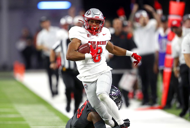 UNLV Defeats New Mexico, 31-20 - New Mexico Lobos wide receiver Geordon ...