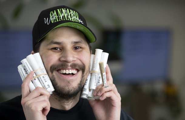 Photograph: Alex Carrion: 2022 Budtender of the Year - Las Vegas Weekly