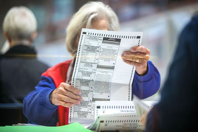Race for Nevada treasurer likely getting another candidate - Las Vegas ...