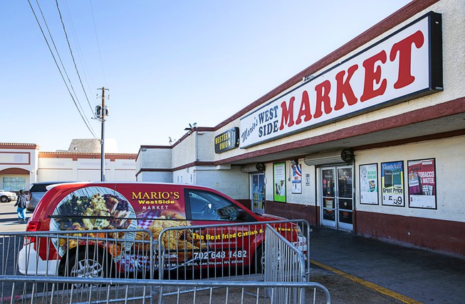 Photograph : Mario's Westside Market