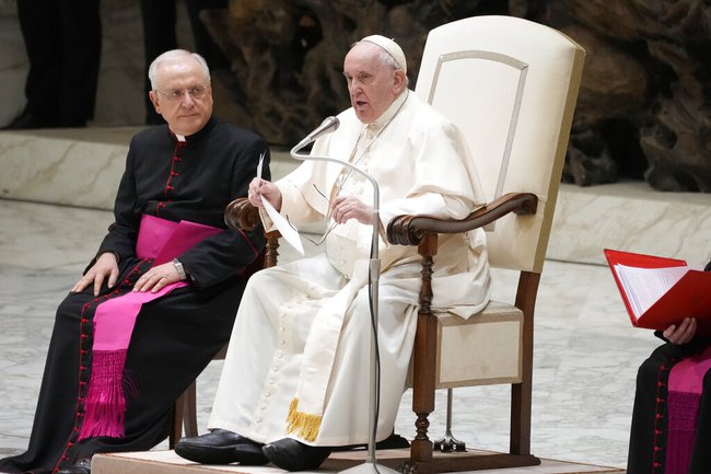 Pope warns Vatican staff an 'elegant demon' lurks among them - Las ...