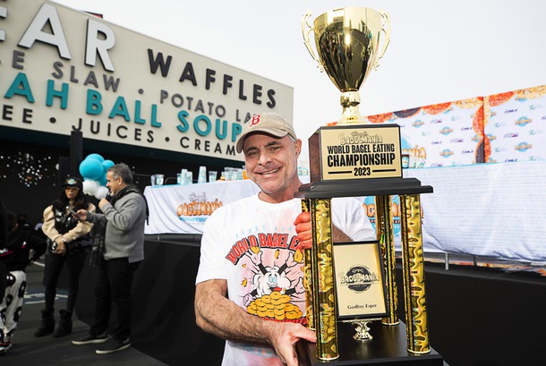 Photograph: Man Earns $3,500 Eating Bagels - Las Vegas Weekly