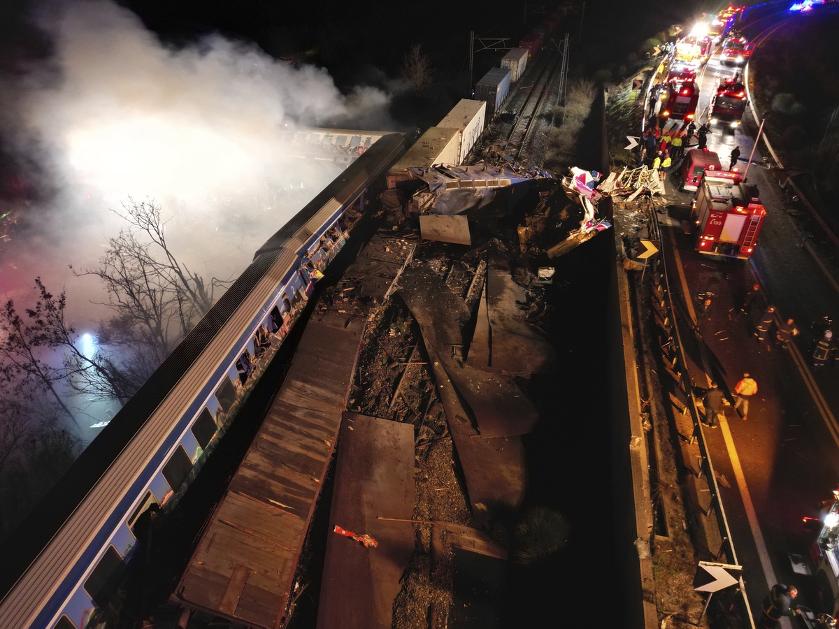 Fiery Greece train collision kills 32, injures at least 85 - Las Vegas ...