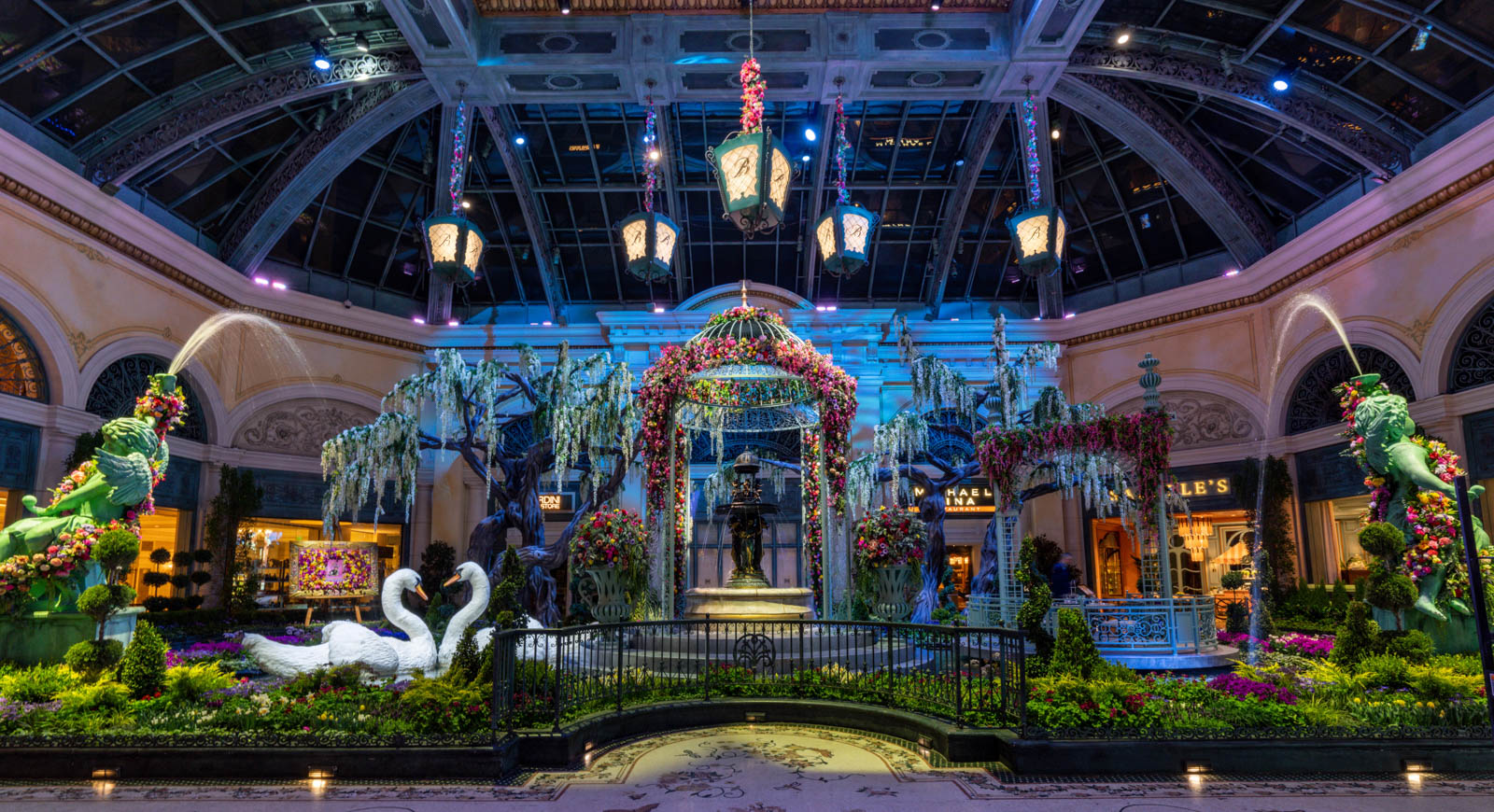 Bellagio's Conservatory & Botanical Gardens Giardino Dell Amore - Las ...