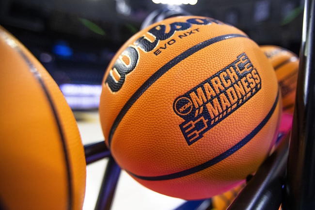 Why you should bench credit cards for March Madness bets - Las Vegas ...