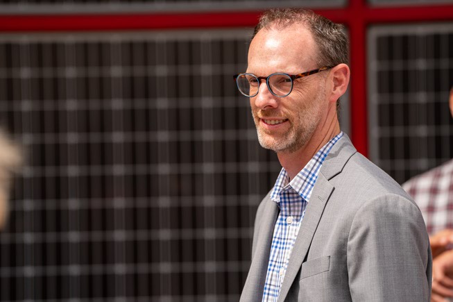 Solar Energy - Clark County Commissioner Justin Jones takes a tour of ...