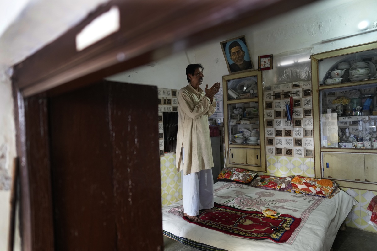 1 city, 2 people — and India’s widening religious divide - Las Vegas ...