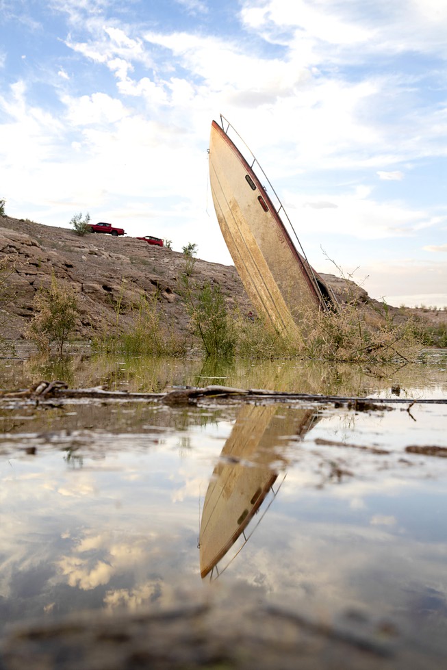 Photograph : Vertical Boat Back in the Water