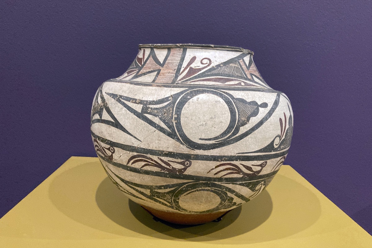 A Vt. museum is gifted a more than 200-piece collection of Native ...