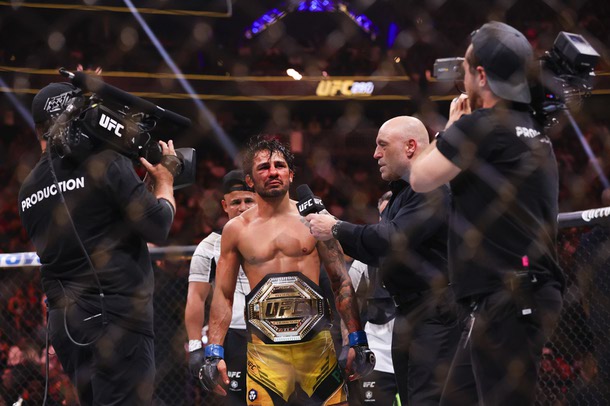 Photograph: UFC 290 - Las Vegas Weekly