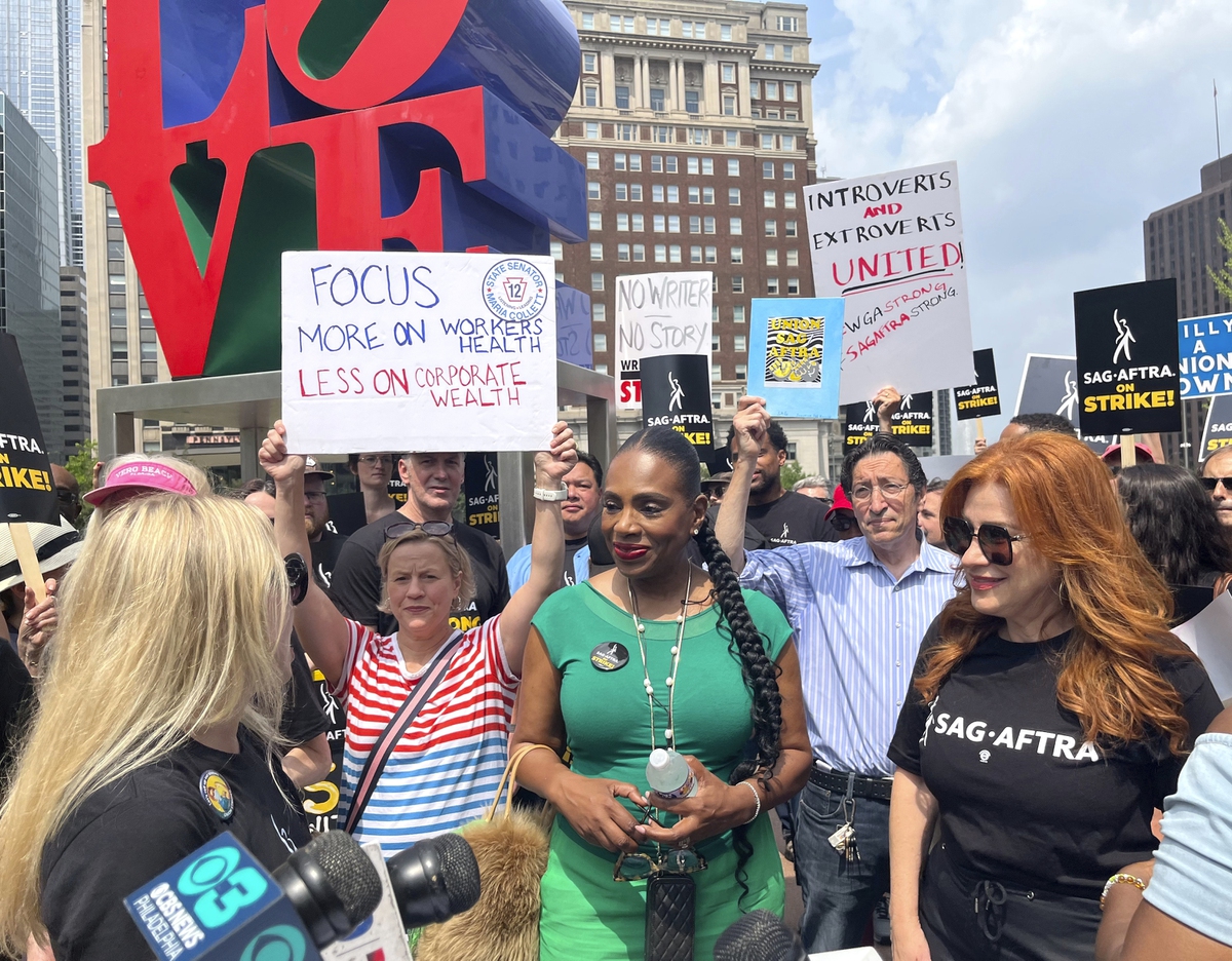 Actors and writers on strike rally in Philadelphia and Chicago as union ...