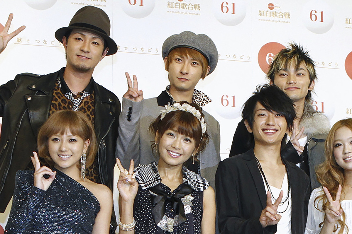 Japanese pop star Shinjiro Atae says he's gay in an announcement that's ...
