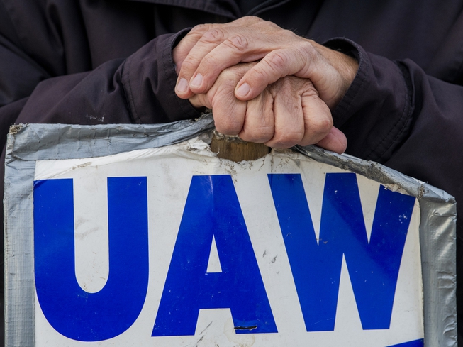 UAW to vote on strike authorization next week as president says talks ...