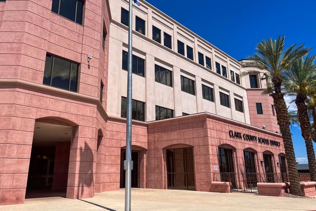 CCSD working to restore internet service - Las Vegas Sun News