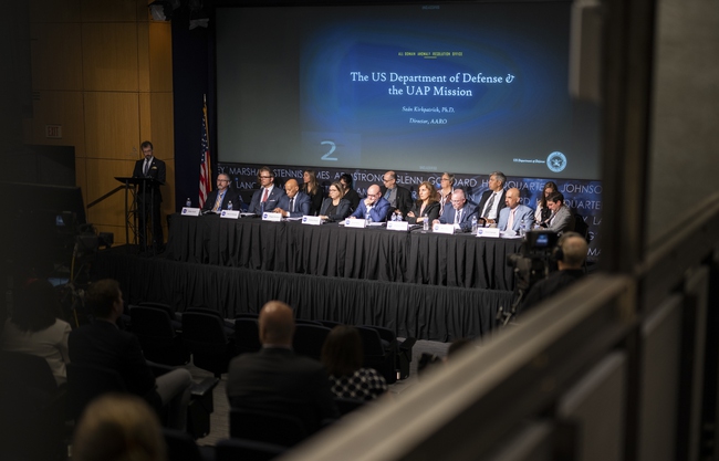 NASA has a UFO research director, but he remains unidentified - Las ...