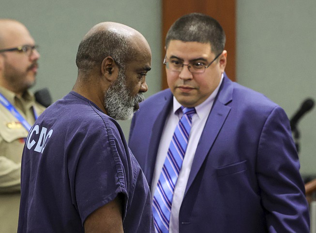 Photograph : Davis Pleads Not Guilty in Tupac Murder - Las Vegas Sun News