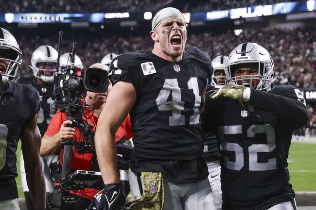Live coverage: Raiders win second straight under Pierce - Las Vegas Sun ...