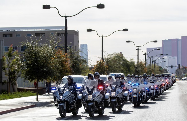 Photograph : 1130_sun_TroopersKilled02 - Las Vegas Sun News