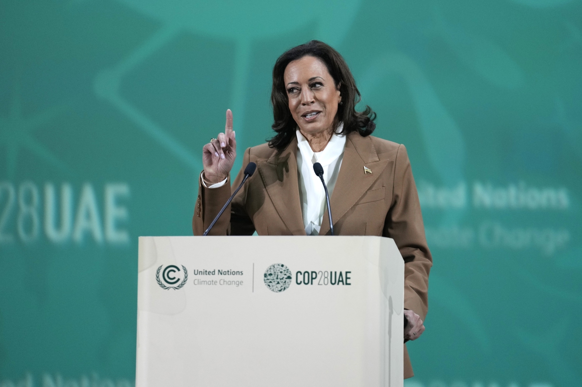 Harris dashed to Dubai to tackle climate change and war. Each carries ...