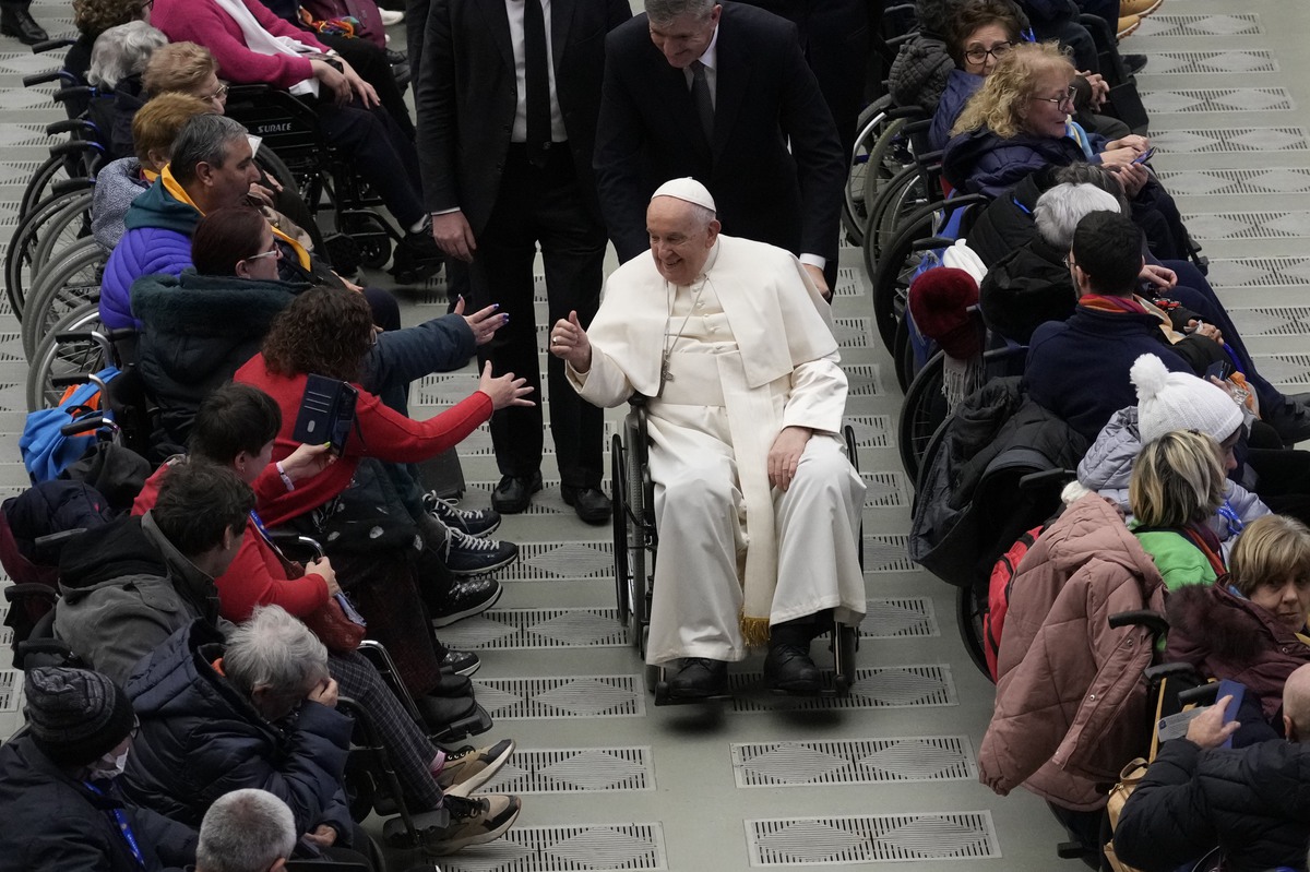 Pope, once a victim of AI-generated imagery, calls for treaty to ...